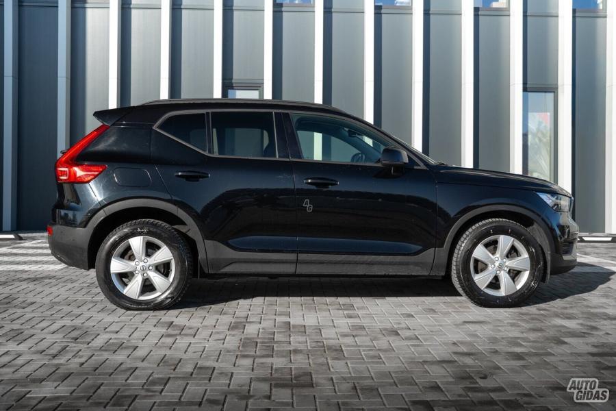 Melns Volvo XC40 2019 Viļņa, ar dzinēja tilpumu 2.00 L un nobraukumu 157 tūkst. km par 18000 €, foto 6 vietnē AUTOMOTO.COM.LV