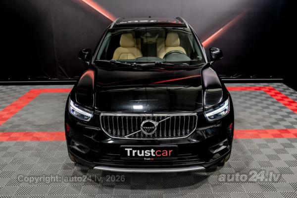 Melns Volvo XC40 2019 Pērnava, ar dzinēja tilpumu 2.00 L un nobraukumu 195 tūkst. km par 20990 €, foto 3 vietnē AUTOMOTO.COM.LV