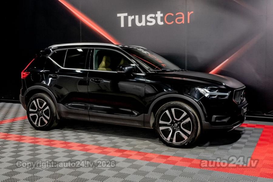Black Volvo XC40 2019 in Parnu, with an engine capacity of 2.00 L and mileage of 195 thousand km for 20990 €, photo 7 on AUTOMOTO.COM.LV