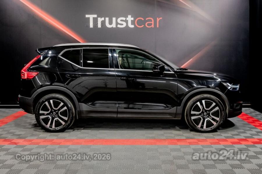 Black Volvo XC40 2019 in Parnu, with an engine capacity of 2.00 L and mileage of 195 thousand km for 20990 €, photo 8 on AUTOMOTO.COM.LV