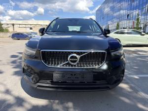 Black Volvo XC40 2019 in Panevezys, with an engine capacity of 2.00 L and mileage of 249 thousand km for 14600 €, photo 6 on AUTOMOTO.COM.LV