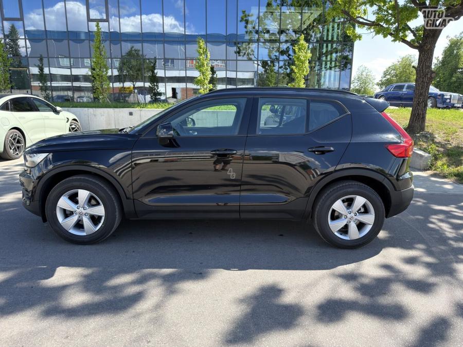 Black Volvo XC40 2019 in Panevezys, with an engine capacity of 2.00 L and mileage of 249 thousand km for 14600 €, photo 13 on AUTOMOTO.COM.LV