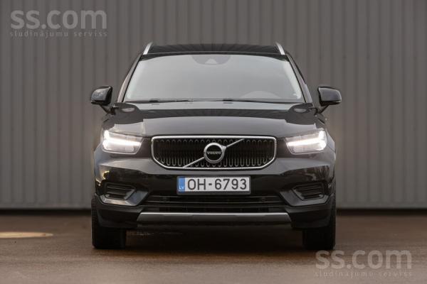 Черный Вольво XC40 2019 в Елгава, объемом двигателя 2.00 л и пробегом 0 тыс. км за 16300 €, фото 3 на AUTOMOTO.COM.LV