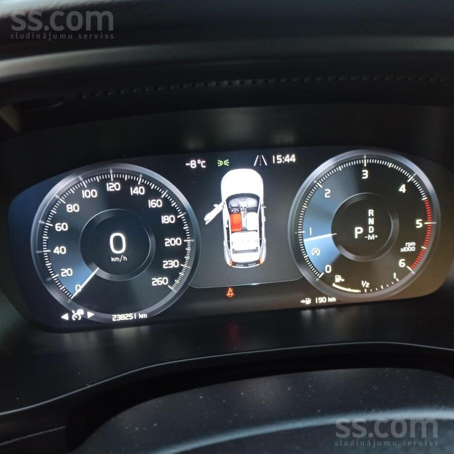 Черный Вольво XC40 2019 в Даугавпилс, объемом двигателя 2.00 л и пробегом 0 тыс. км за 19900 €, фото 22 на AUTOMOTO.COM.LV