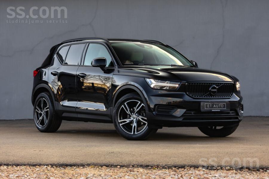 Melns Volvo XC40 2019 Jelgava, ar dzinēja tilpumu 1.50 L un nobraukumu 224 tūkst. km par 18500 €, foto 1 vietnē AUTOMOTO.COM.LV