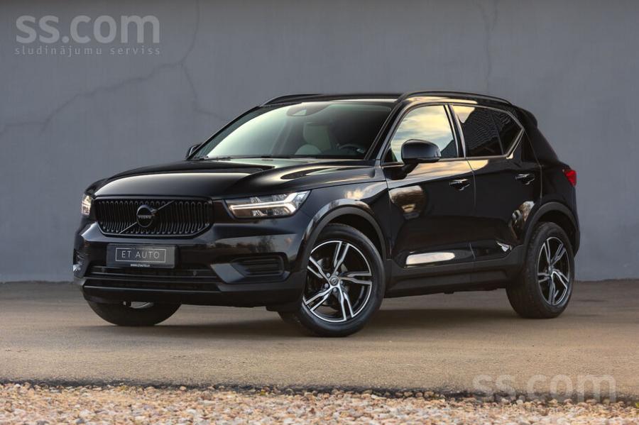 Melns Volvo XC40 2019 Jelgava, ar dzinēja tilpumu 1.50 L un nobraukumu 224 tūkst. km par 18500 €, foto 4 vietnē AUTOMOTO.COM.LV