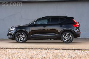 Melns Volvo XC40 2019 Jelgava, ar dzinēja tilpumu 1.50 L un nobraukumu 224 tūkst. km par 18500 €, foto 5 vietnē AUTOMOTO.COM.LV