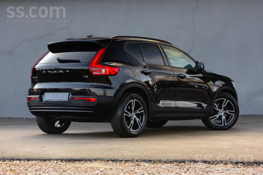 Melns Volvo XC40 2019 Jelgava, ar dzinēja tilpumu 1.50 L un nobraukumu 224 tūkst. km par 18500 €, foto 8 vietnē AUTOMOTO.COM.LV