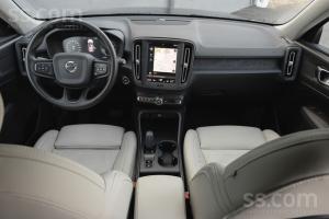 Melns Volvo XC40 2019 Jelgava, ar dzinēja tilpumu 1.50 L un nobraukumu 224 tūkst. km par 18500 €, foto 9 vietnē AUTOMOTO.COM.LV