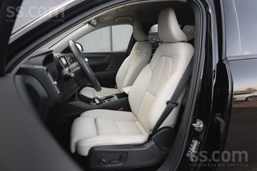 Melns Volvo XC40 2019 Jelgava, ar dzinēja tilpumu 1.50 L un nobraukumu 224 tūkst. km par 18500 €, foto 15 vietnē AUTOMOTO.COM.LV