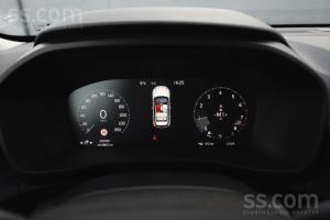 Melns Volvo XC40 2019 Jelgava, ar dzinēja tilpumu 1.50 L un nobraukumu 224 tūkst. km par 18500 €, foto 16 vietnē AUTOMOTO.COM.LV