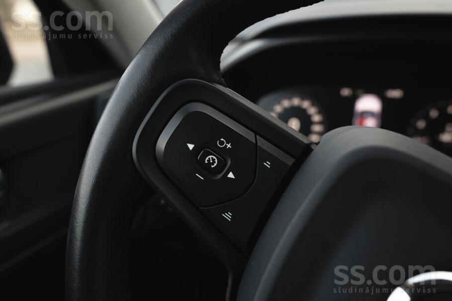 Melns Volvo XC40 2019 Jelgava, ar dzinēja tilpumu 1.50 L un nobraukumu 224 tūkst. km par 18500 €, foto 18 vietnē AUTOMOTO.COM.LV