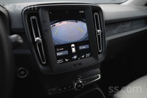 Melns Volvo XC40 2019 Jelgava, ar dzinēja tilpumu 1.50 L un nobraukumu 224 tūkst. km par 18500 €, foto 19 vietnē AUTOMOTO.COM.LV