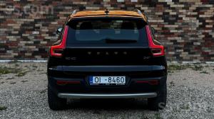 Black Volvo XC40 2019 in Riga, with an engine capacity of 2.00 L and mileage of 272 thousand km for 16000 €, photo 5 on AUTOMOTO.COM.LV