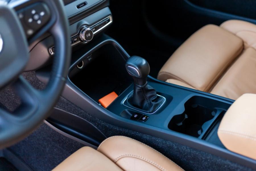 Черный Вольво XC40 2019 в Рига, объемом двигателя 2.00 л и пробегом 130 тыс. км за 18995 €, фото 49 на AUTOMOTO.COM.LV