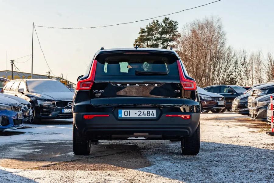 Melns Volvo XC40 2019 Rīga, ar dzinēja tilpumu 2.00 L un nobraukumu 135 tūkst. km par 18995 €, foto 7 vietnē AUTOMOTO.COM.LV