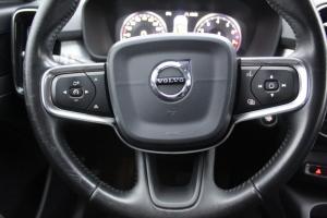 Melns Volvo XC40 2019 Rīga, ar dzinēja tilpumu 2.00 L un nobraukumu 161 tūkst. km par 21599 €, foto 12 vietnē AUTOMOTO.COM.LV