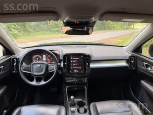 Черный Вольво XC40 2019 в Тукумс, объемом двигателя 2.00 л и пробегом 216 тыс. км за 18500 €, фото 10 на AUTOMOTO.COM.LV
