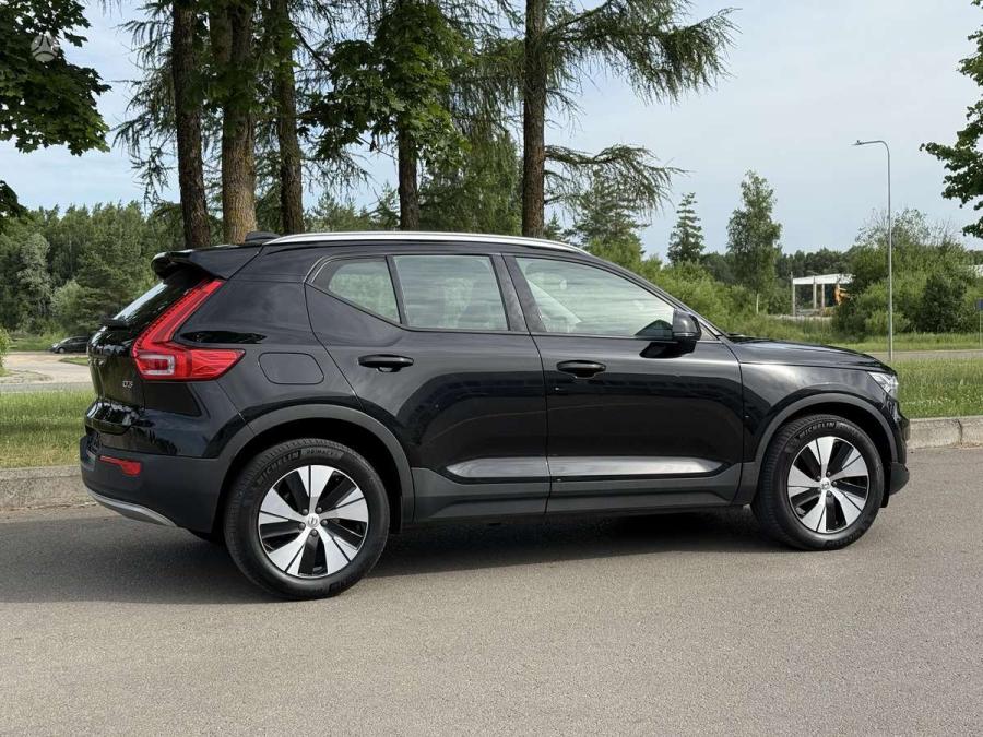 Melns Volvo XC40 2019 Panevēža, ar dzinēja tilpumu 1.97 L un nobraukumu 163 tūkst. km par 16900 €, foto 25 vietnē AUTOMOTO.COM.LV