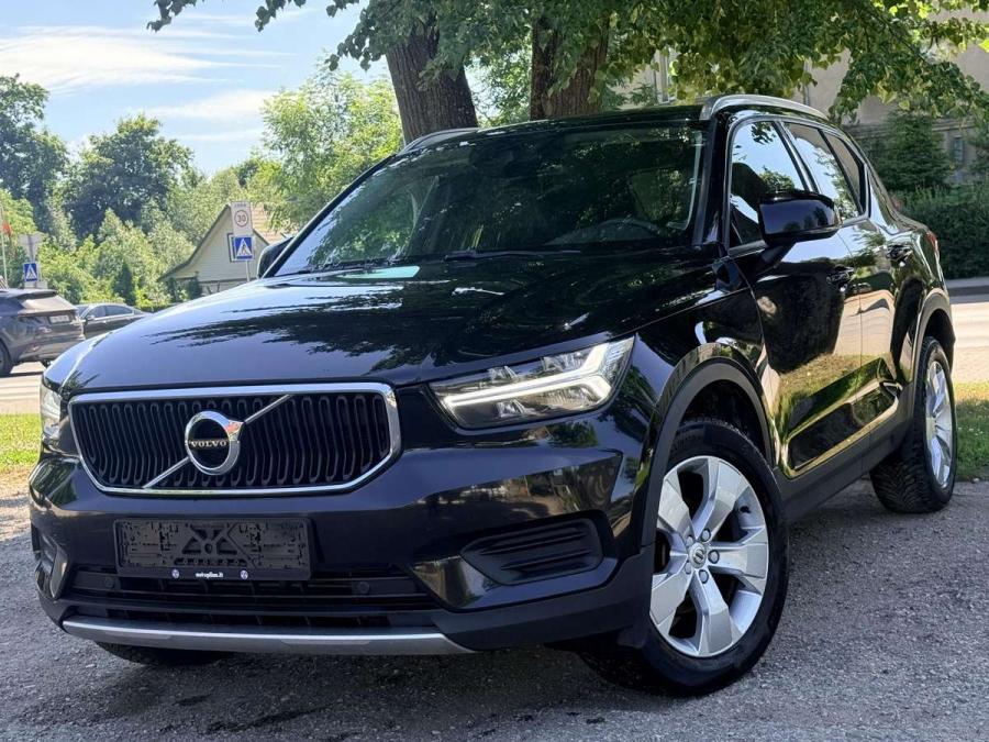 Melns Volvo XC40 2019 Ukmergė, ar dzinēja tilpumu 1.97 L un nobraukumu 300 tūkst. km par 13650 €, foto 1 vietnē AUTOMOTO.COM.LV