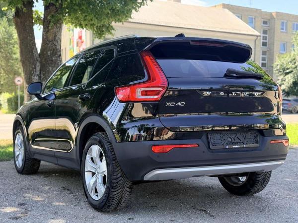Черный Вольво XC40 2019 в Укмерге, объемом двигателя 1.97 л и пробегом 300 тыс. км за 13650 €, фото 4 на AUTOMOTO.COM.LV