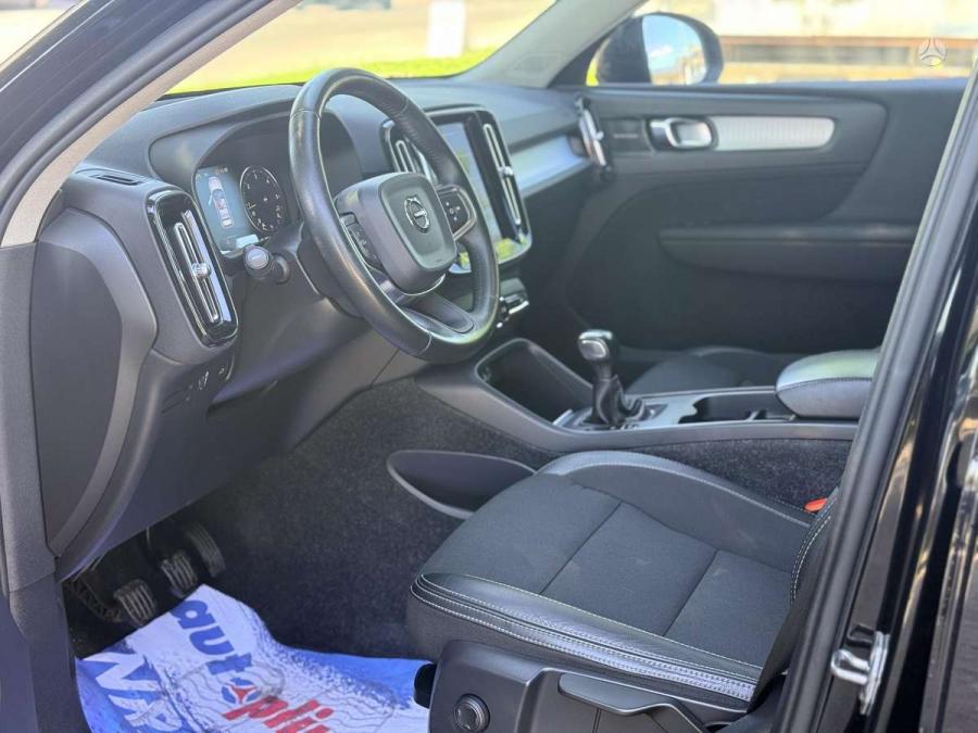 Melns Volvo XC40 2019 Ukmergė, ar dzinēja tilpumu 1.97 L un nobraukumu 300 tūkst. km par 13650 €, foto 8 vietnē AUTOMOTO.COM.LV
