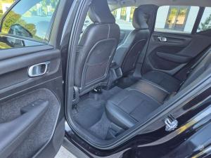 Black Volvo XC40 2019 in Kaunas, with an engine capacity of 1.97 L and mileage of 204 thousand km for 17700 €, photo 16 on AUTOMOTO.COM.LV