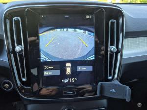 Black Volvo XC40 2019 in Kaunas, with an engine capacity of 1.97 L and mileage of 204 thousand km for 17700 €, photo 22 on AUTOMOTO.COM.LV