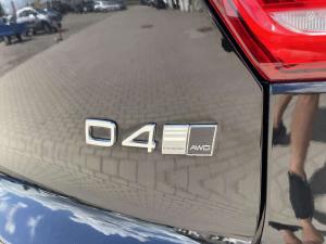 Black Volvo XC40 2019 in Marijampole, with an engine capacity of 1.97 L and mileage of 142 thousand km for 18200 €, photo 7 on AUTOMOTO.COM.LV