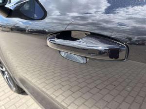 Black Volvo XC40 2019 in Marijampole, with an engine capacity of 1.97 L and mileage of 142 thousand km for 18200 €, photo 10 on AUTOMOTO.COM.LV