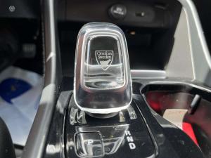 Black Volvo XC40 2019 in Marijampole, with an engine capacity of 1.97 L and mileage of 142 thousand km for 18200 €, photo 16 on AUTOMOTO.COM.LV