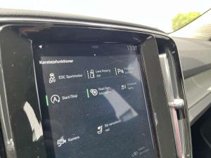 Black Volvo XC40 2019 in Marijampole, with an engine capacity of 1.97 L and mileage of 142 thousand km for 18200 €, photo 18 on AUTOMOTO.COM.LV
