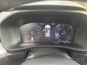 Черный Вольво XC40 2019 в Рига, объемом двигателя 2.00 л и пробегом 155 тыс. км за 16700 €, фото 10 на AUTOMOTO.COM.LV