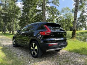 Melns Volvo XC40 2019 Elektrėnai, ar dzinēja tilpumu 1.97 L un nobraukumu 180 tūkst. km par 17500 €, foto 7 vietnē AUTOMOTO.COM.LV