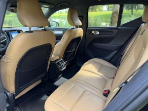 Melns Volvo XC40 2019 Elektrėnai, ar dzinēja tilpumu 1.97 L un nobraukumu 180 tūkst. km par 17500 €, foto 11 vietnē AUTOMOTO.COM.LV