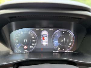 Melns Volvo XC40 2019 Elektrėnai, ar dzinēja tilpumu 1.97 L un nobraukumu 180 tūkst. km par 17500 €, foto 17 vietnē AUTOMOTO.COM.LV