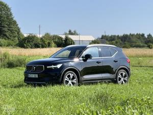 Melns Volvo XC40 2019 Viļņa, ar dzinēja tilpumu 2.00 L un nobraukumu 120 tūkst. km par 22100 €, foto 5 vietnē AUTOMOTO.COM.LV