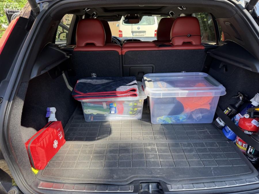 Melns Volvo XC40 2019 Viļņa, ar dzinēja tilpumu 2.00 L un nobraukumu 120 tūkst. km par 22100 €, foto 24 vietnē AUTOMOTO.COM.LV