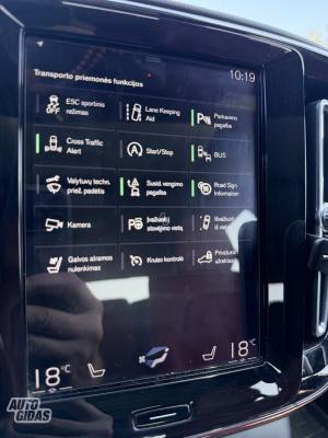 Melns Volvo XC40 2019 Viļņa, ar dzinēja tilpumu 2.00 L un nobraukumu 120 tūkst. km par 22100 €, foto 27 vietnē AUTOMOTO.COM.LV