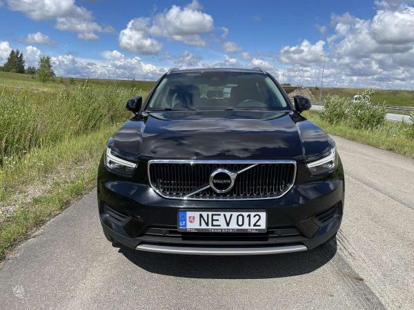 Melns Volvo XC40 2019 Radviliškis, ar dzinēja tilpumu 1.97 L un nobraukumu 229 tūkst. km par 17200 €, foto 3 vietnē AUTOMOTO.COM.LV