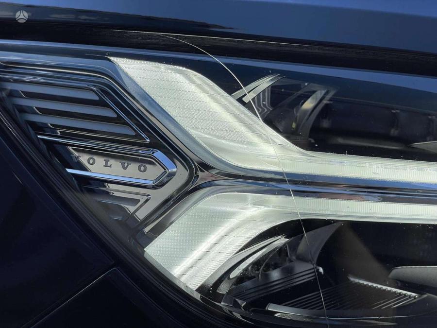 Черный Вольво XC40 2019 в Радвилишкис, объемом двигателя 1.97 л и пробегом 229 тыс. км за 17200 €, фото 13 на AUTOMOTO.COM.LV
