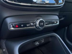 Черный Вольво XC40 2019 в Радвилишкис, объемом двигателя 1.97 л и пробегом 229 тыс. км за 17200 €, фото 33 на AUTOMOTO.COM.LV