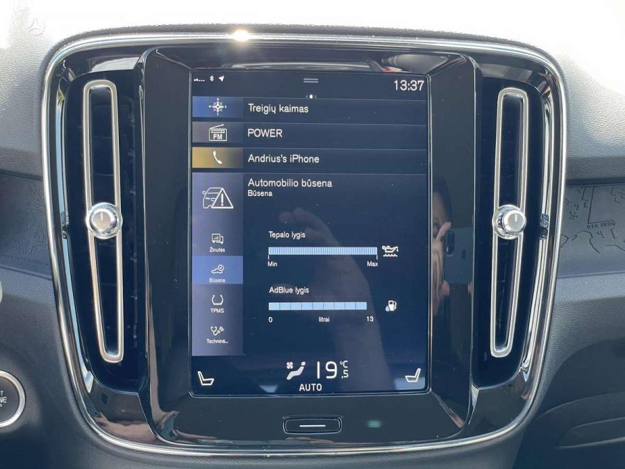 Черный Вольво XC40 2019 в Радвилишкис, объемом двигателя 1.97 л и пробегом 229 тыс. км за 17200 €, фото 50 на AUTOMOTO.COM.LV