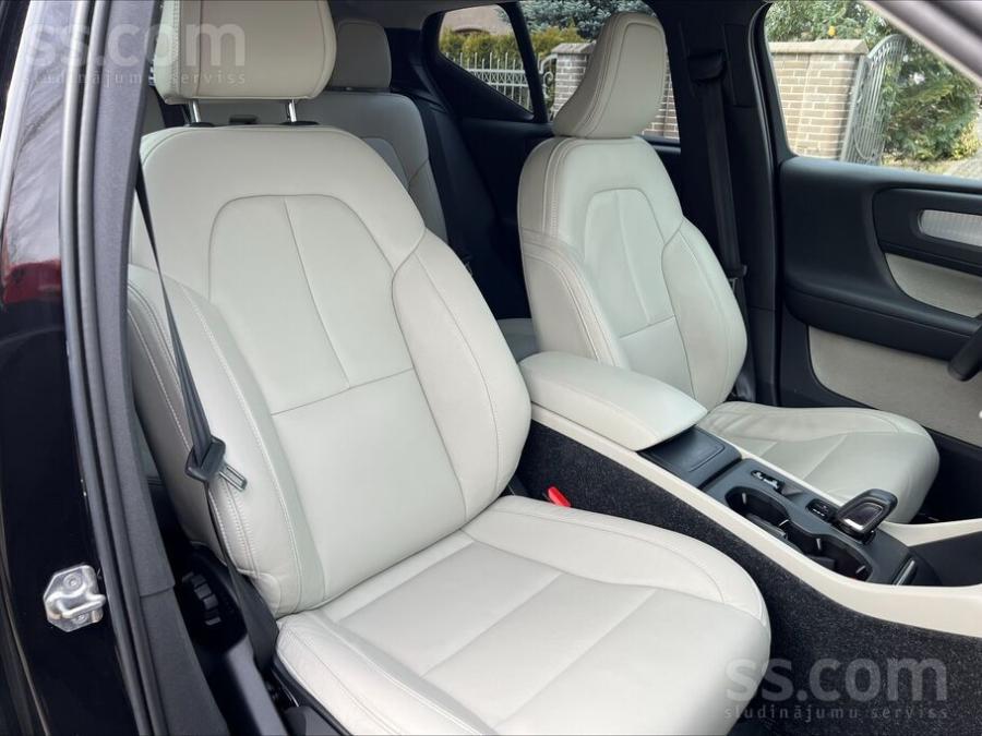 Melns Volvo XC40 2019 Rīga, ar dzinēja tilpumu 2.00 L un nobraukumu 0 tūkst. km par 16650 €, foto 12 vietnē AUTOMOTO.COM.LV