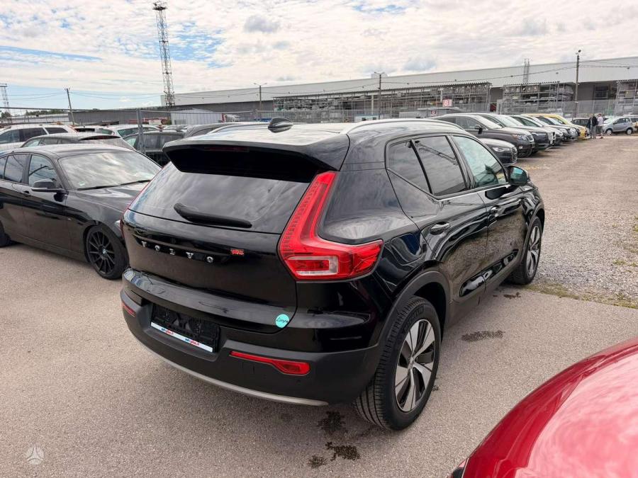 Черный Вольво XC40 2019 в Каунас, объемом двигателя 1.48 л и пробегом 100 тыс. км за 16999 €, фото 7 на AUTOMOTO.COM.LV