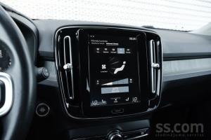 Melns Volvo XC40 2019 Rīga, ar dzinēja tilpumu 2.00 L un nobraukumu 125 tūkst. km par 20000 €, foto 17 vietnē AUTOMOTO.COM.LV