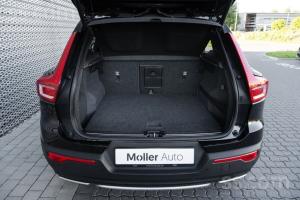 Melns Volvo XC40 2019 Rīga, ar dzinēja tilpumu 2.00 L un nobraukumu 125 tūkst. km par 20000 €, foto 28 vietnē AUTOMOTO.COM.LV