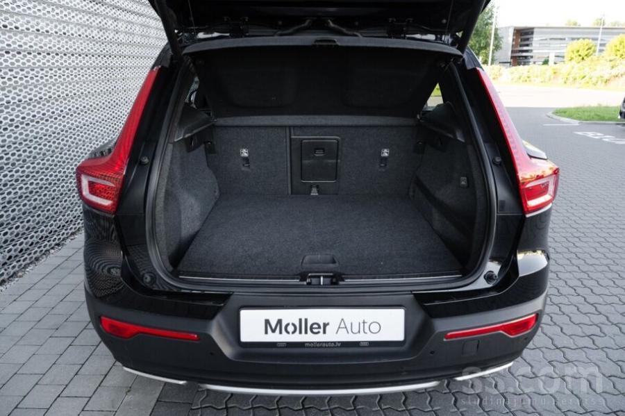 Melns Volvo XC40 2019 Rīga, ar dzinēja tilpumu 2.00 L un nobraukumu 125 tūkst. km par 20000 €, foto 28 vietnē AUTOMOTO.COM.LV