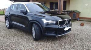 Melns Volvo XC40 2019 Kauņa, ar dzinēja tilpumu 2.00 L un nobraukumu 150 tūkst. km par 17950 €, foto  vietnē AUTOMOTO.COM.LV