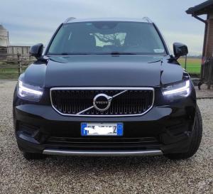 Черный Вольво XC40 2019 в Каунас, объемом двигателя 2.00 л и пробегом 150 тыс. км за 17950 €, фото 4 на AUTOMOTO.COM.LV
